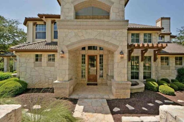How Tim Duncan House Became a Team Hangout Spot